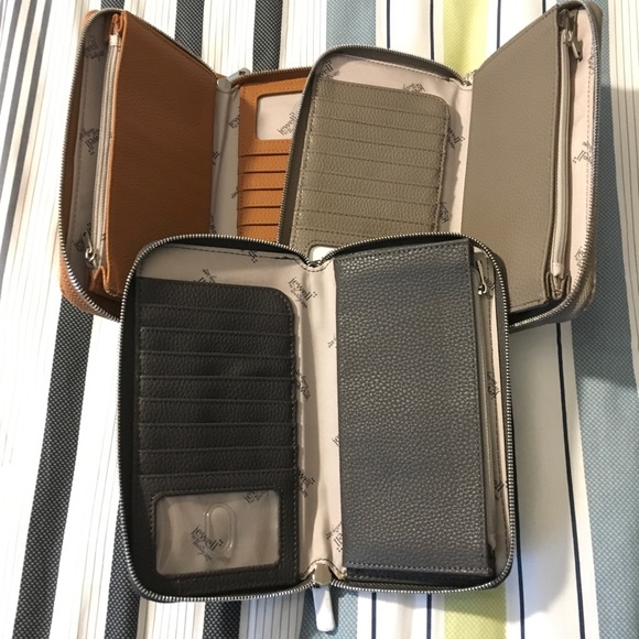 thirty-one | Bags | Thirtyone All About The Benjamins Wallets | Poshmark